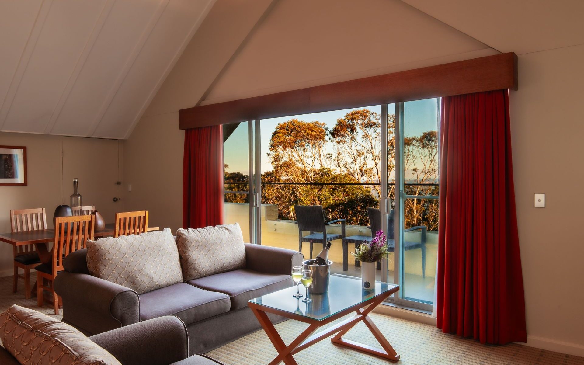 Rooms & Suites - Fairmont Resort Blue Mountains